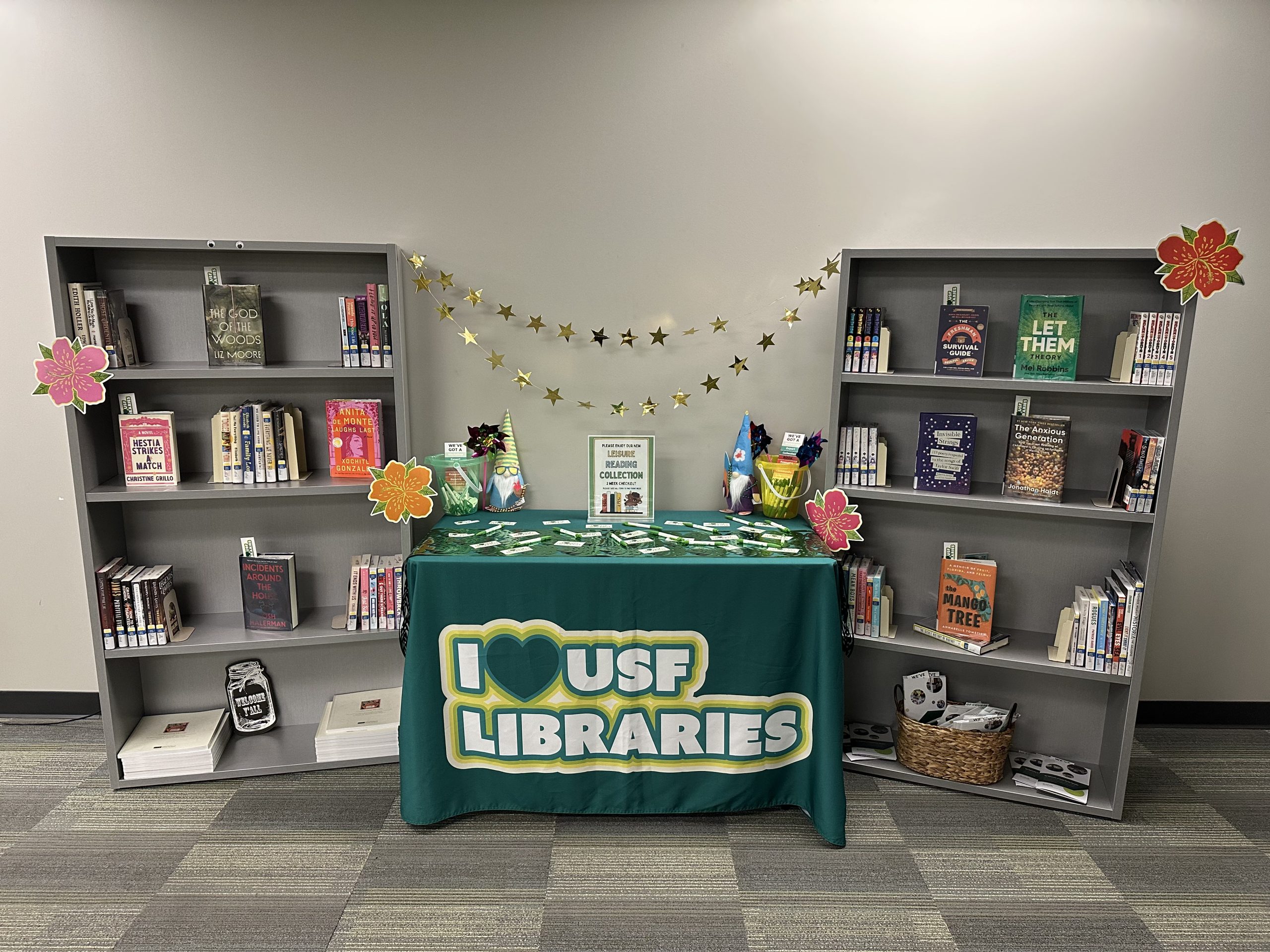 USF Libraries - USF Tampa Library Unveils Leisure Reading Collection